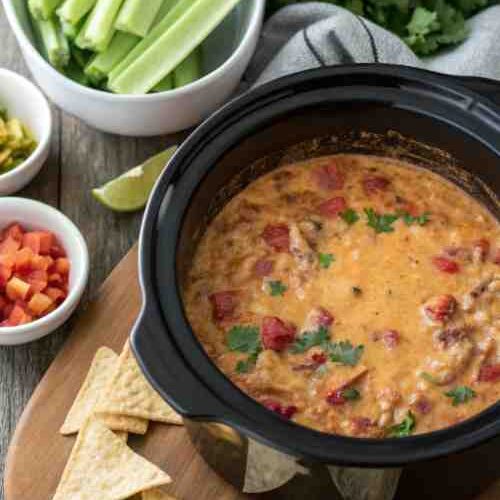 Easy Crockpot Cheesy Salsa Dip Recipe – The Best Party Dip for a Crowd ...